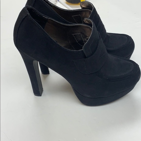 Forever 21 | Shoes | Suede Forever 2 5 Heel Platforms | Poshmark